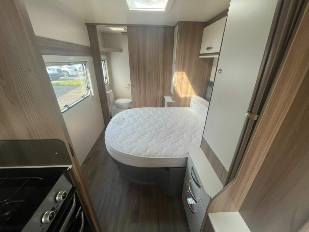 Swift Sprite Major 4SB 2018 – Motorhomes & Caravans ltd