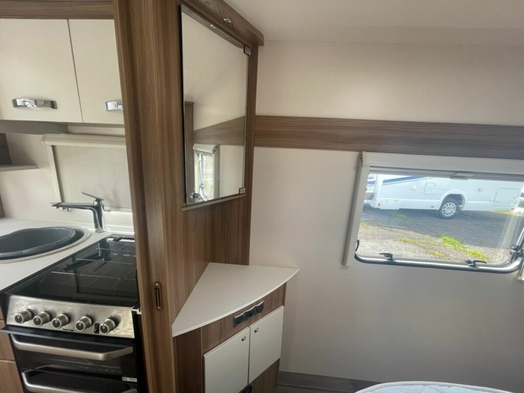 Swift Sprite Major 4SB 2018 – Motorhomes & Caravans ltd