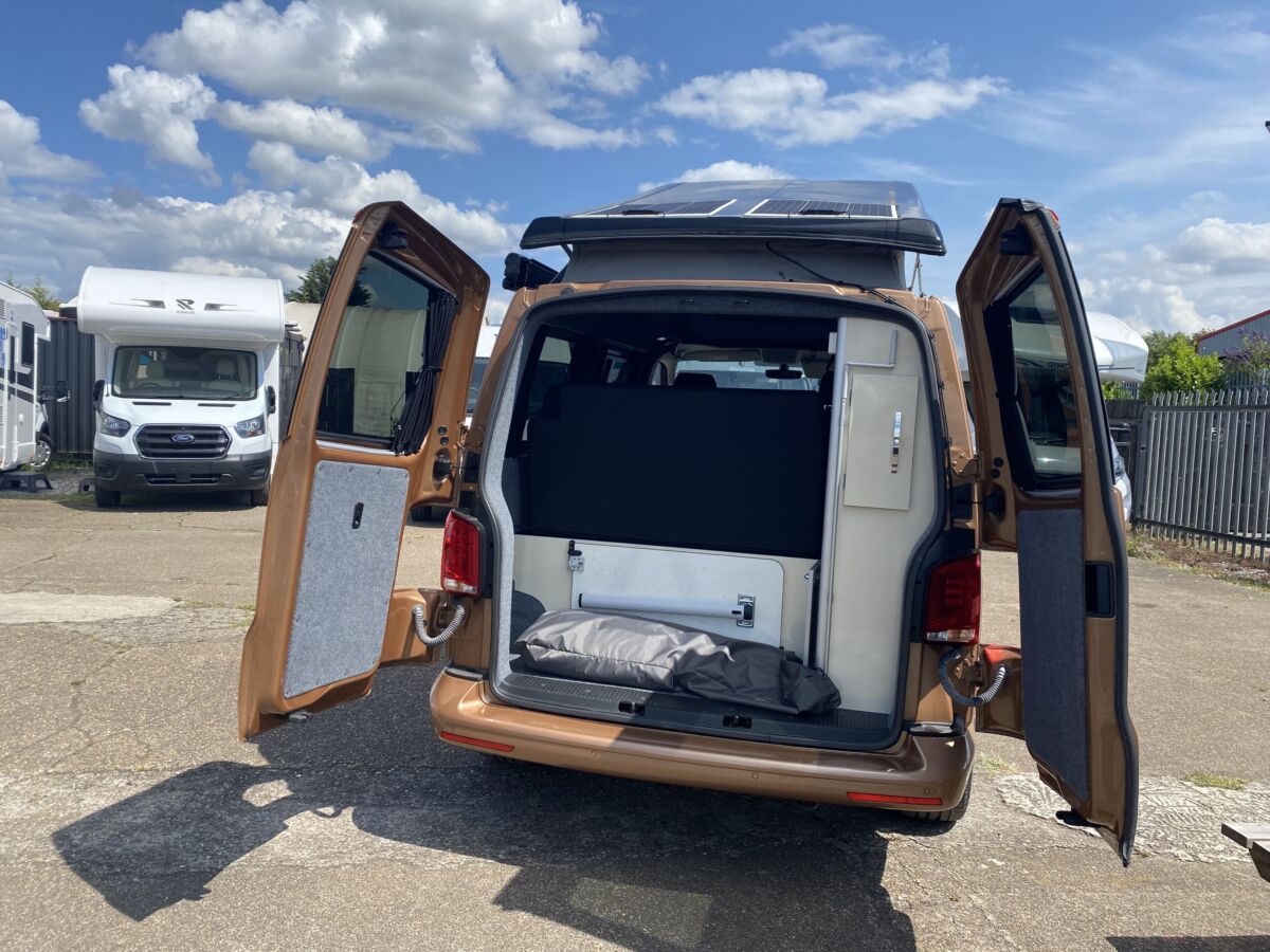 VW Transporter T28 Highline TDI 2020