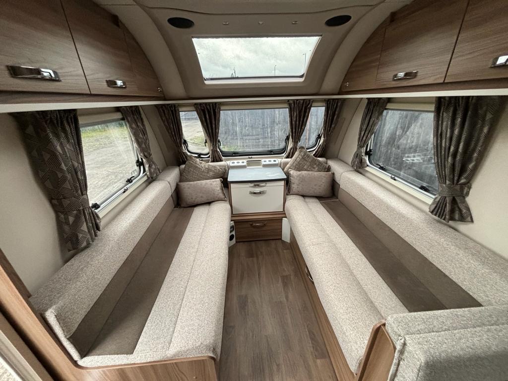 Coachman Pastiche 545 2018